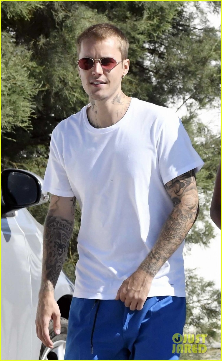 Justin & Hailey Bieber Spotted in Greece During Their Romantic European ...