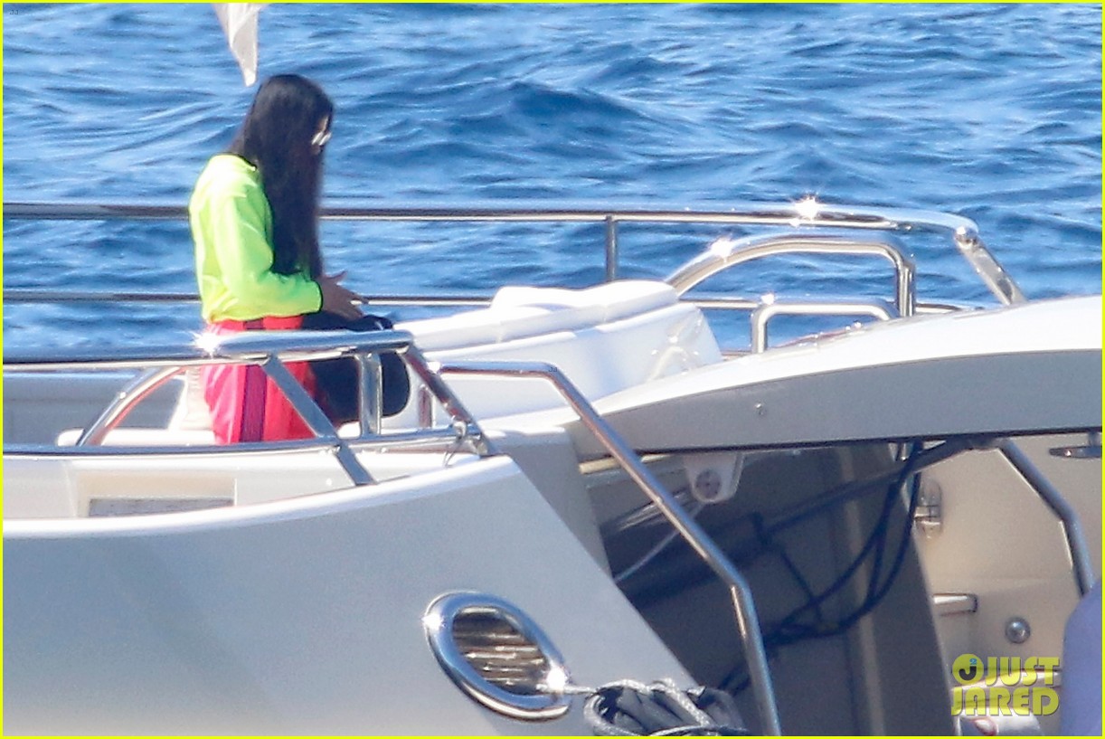 Cher Rocks Neon Yellow & Pink While Wrapping Up Her Vacation in Europe ...