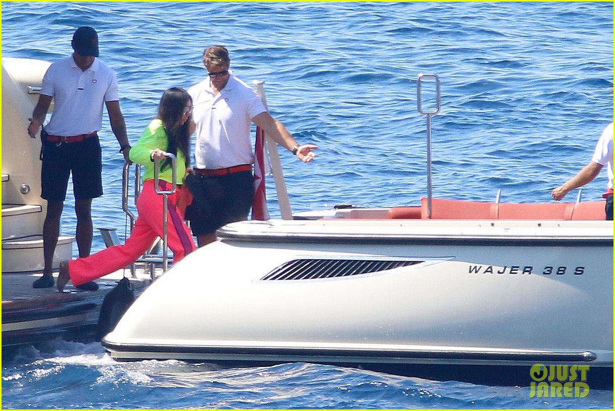 Cher Rocks Neon Yellow & Pink While Wrapping Up Her Vacation in Europe ...