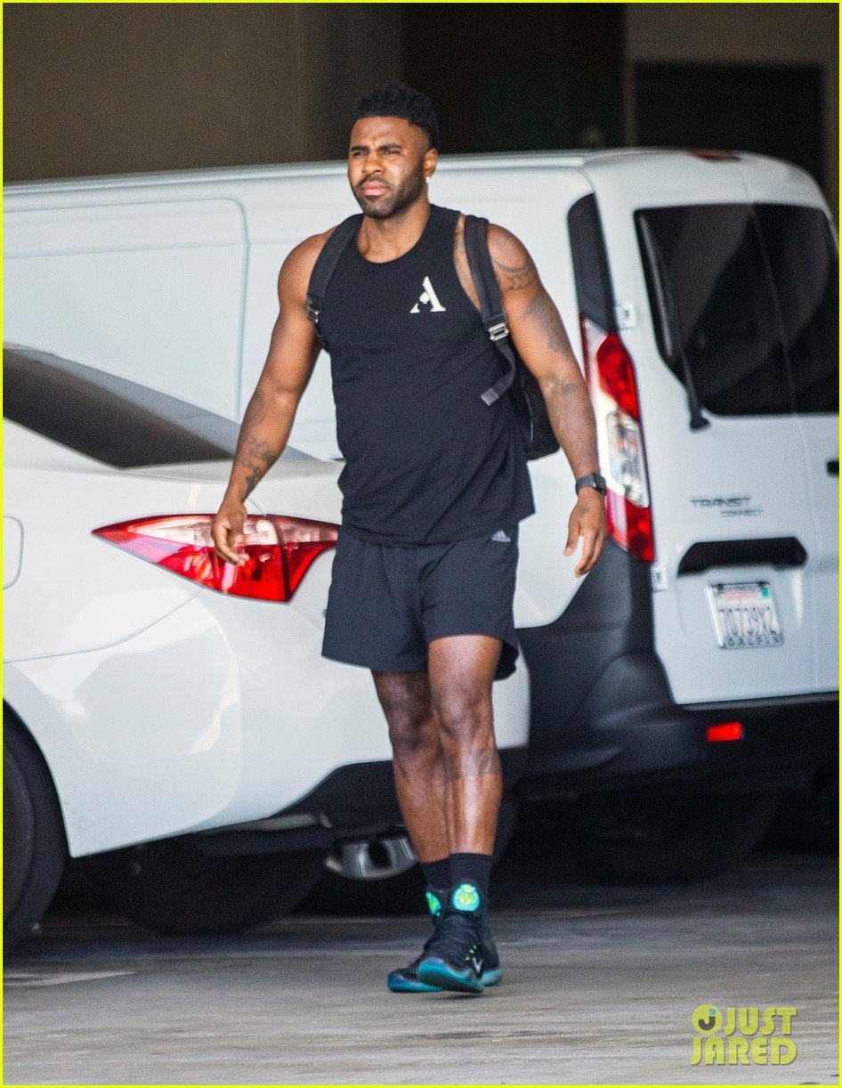 Jason Derulo Shows Off Buff Biceps at the Gym in L.A.: Photo 4592602 ...