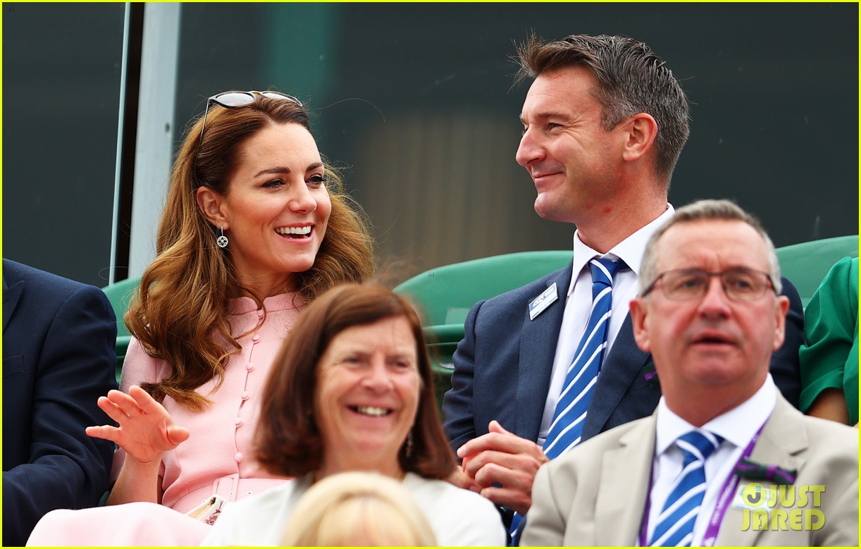 Kate Middleton Attends Final Day of Wimbledon With Her Father Michael ...