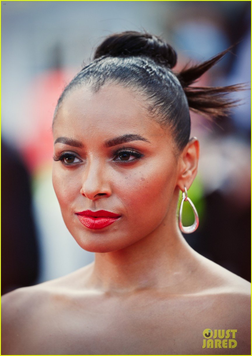 Stella Maxwell, Kat Graham, & Georgina Rodriguez Bring the Glamour to ...