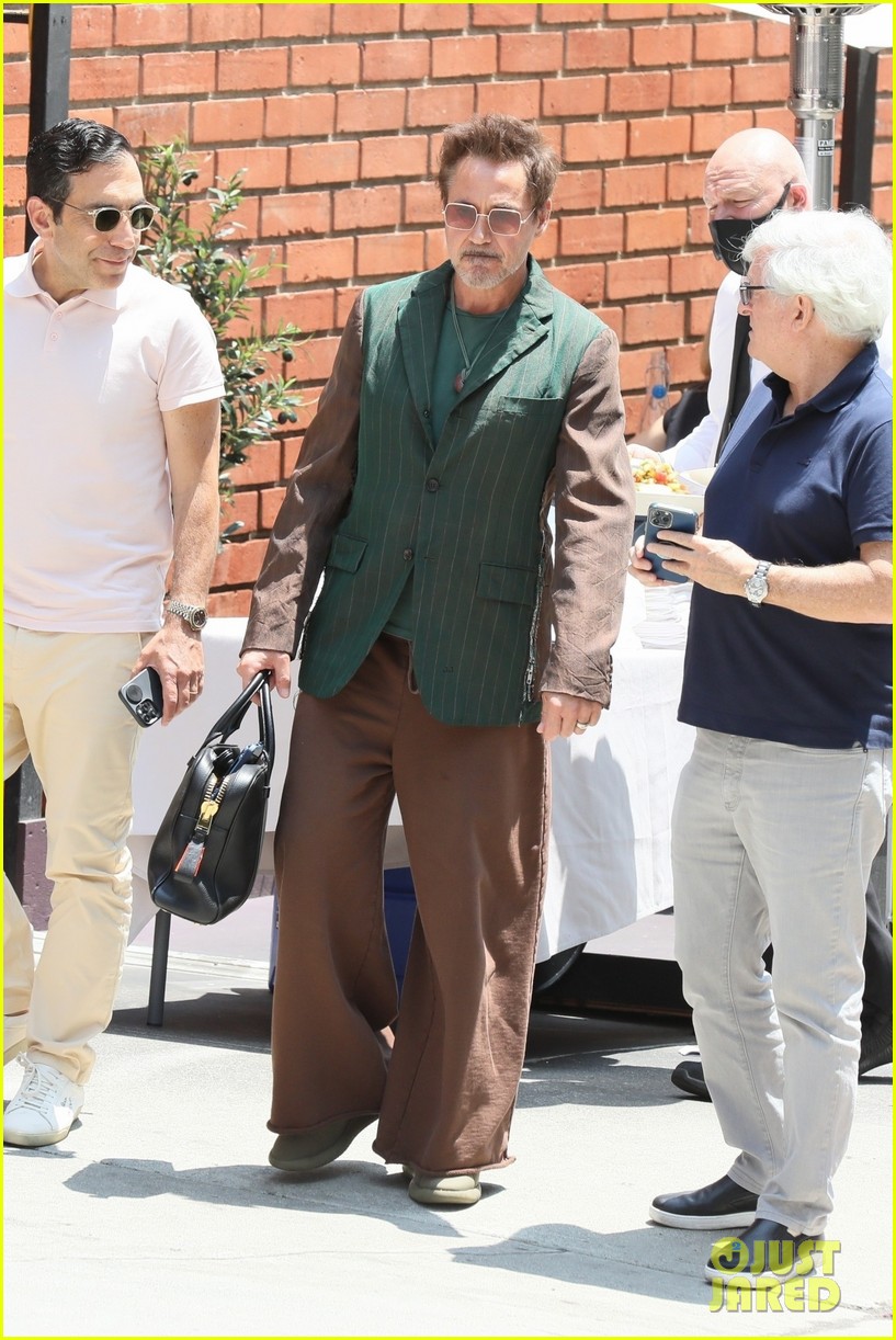 Robert Downey Jr. Steps Out in Eclectic Ouftit After Announcing Cool ...