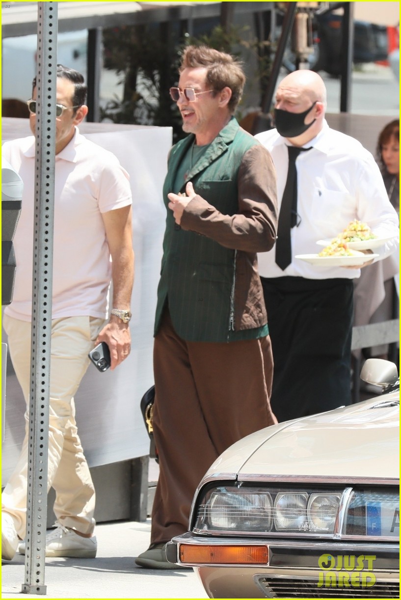 Robert Downey Jr. Steps Out in Eclectic Ouftit After Announcing Cool ...