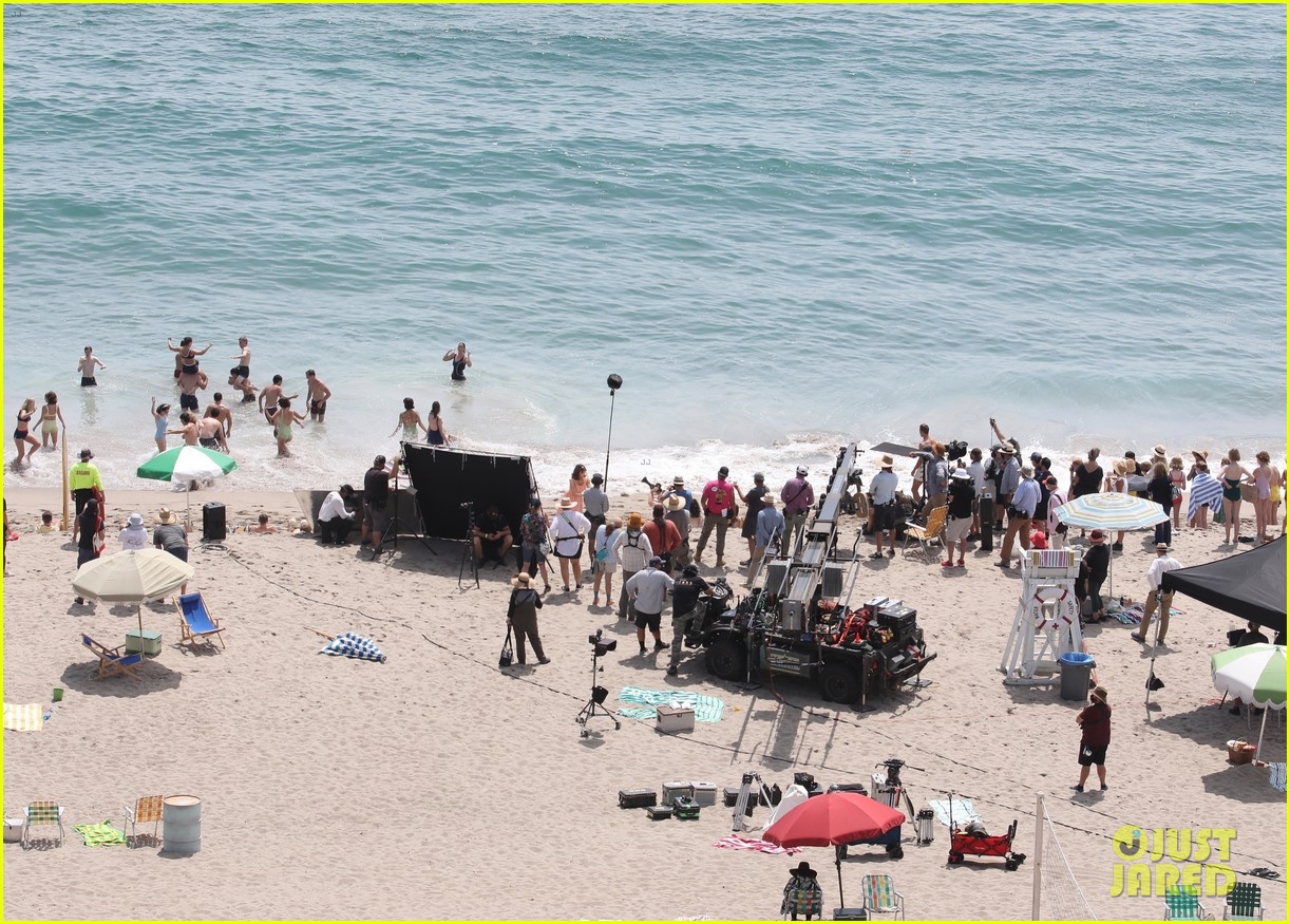 Steven Spielberg Films a Beach Scene for 'The Fabelmans' with Newcomer ...