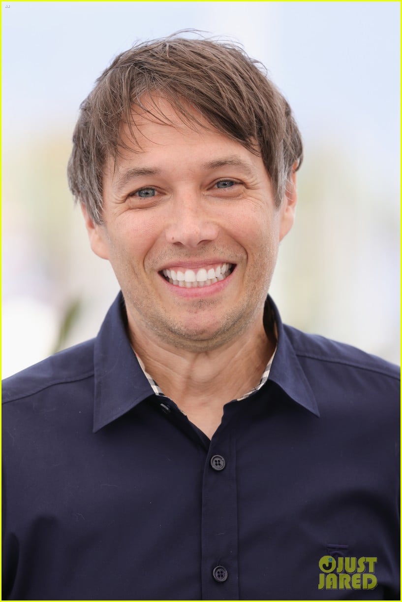 Simon Rex Is Getting Oscar Buzz for Comeback Movie 'Red Rocket' at ...