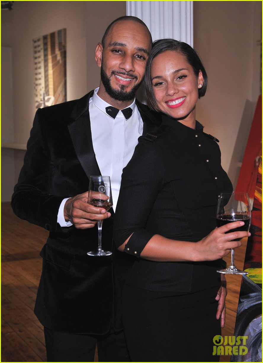 Alicia Keys Marks 11th Wedding Anniversary with 'Soulmate' Swizz Beatz ...