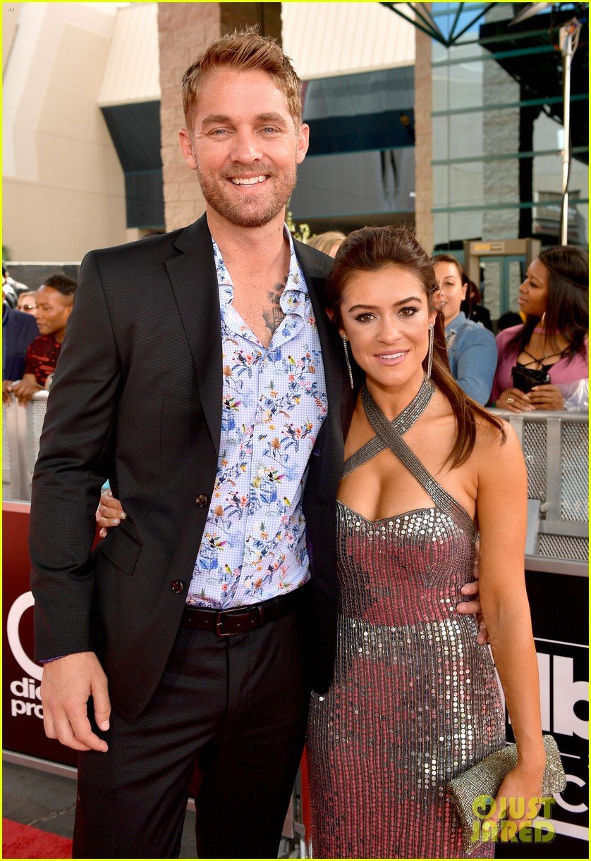 Country Singer Brett Young & Wife Taylor Welcome Second Child!: Photo ...