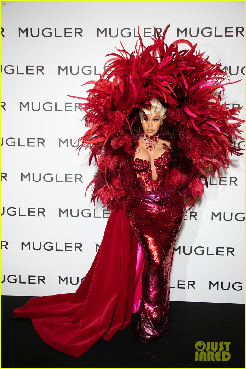 Cardi B Matches Her Eyebrows To Her Red Feathered Dress In First ...