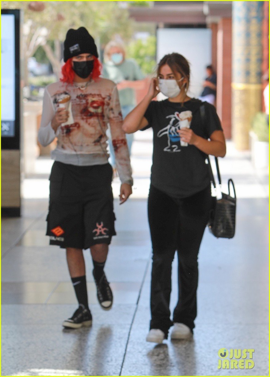 Addison Rae & Boyfriend Omer Fedi Head Out on Ice Cream Date in L.A ...