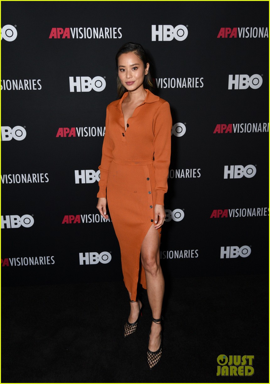 Jamie Chung & Daniel Dae Kim Hug It Out During HBO's APA Visionaries ...