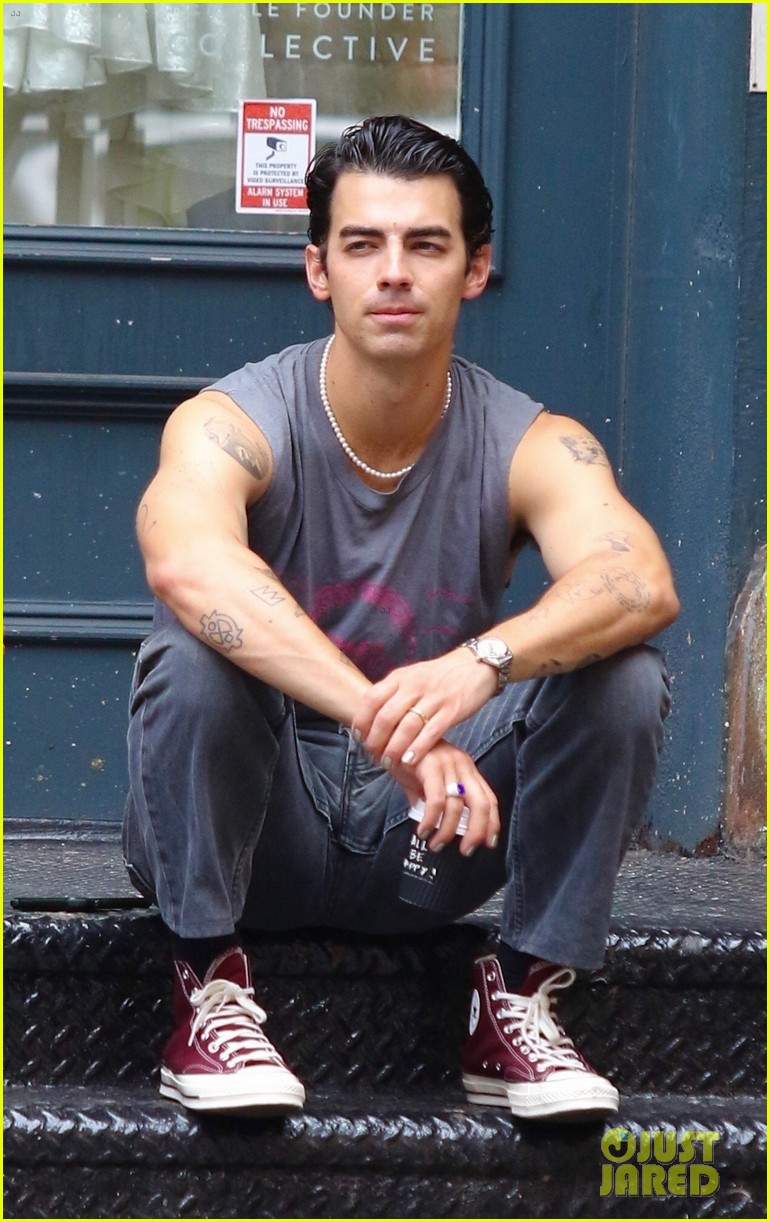 Joe Jonas Shows Off Tattooed Arms Wearing Sleeveless Shirt During Day ...