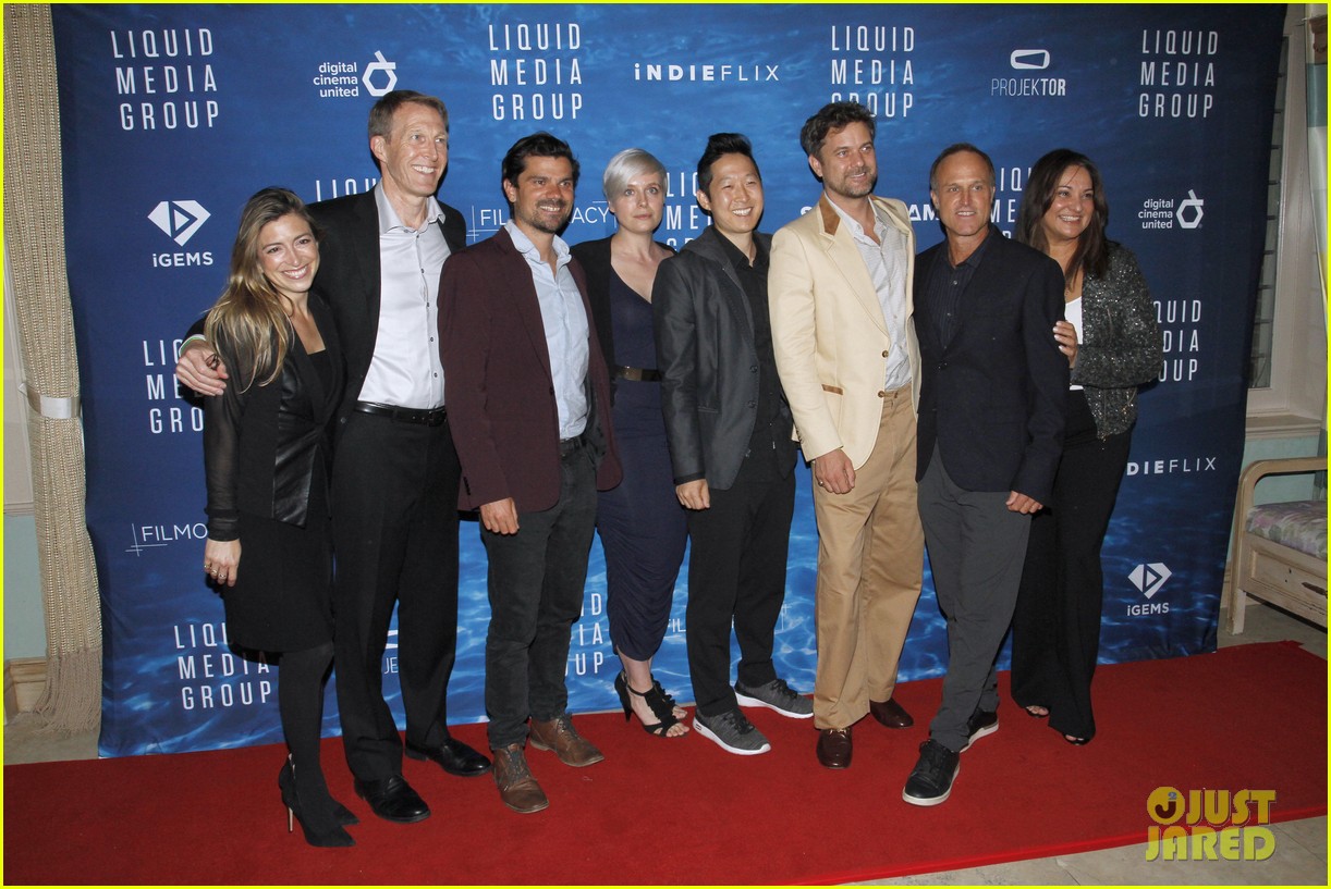 Joshua Jackson Throws A Big Party For His Liquid Media Group During ...