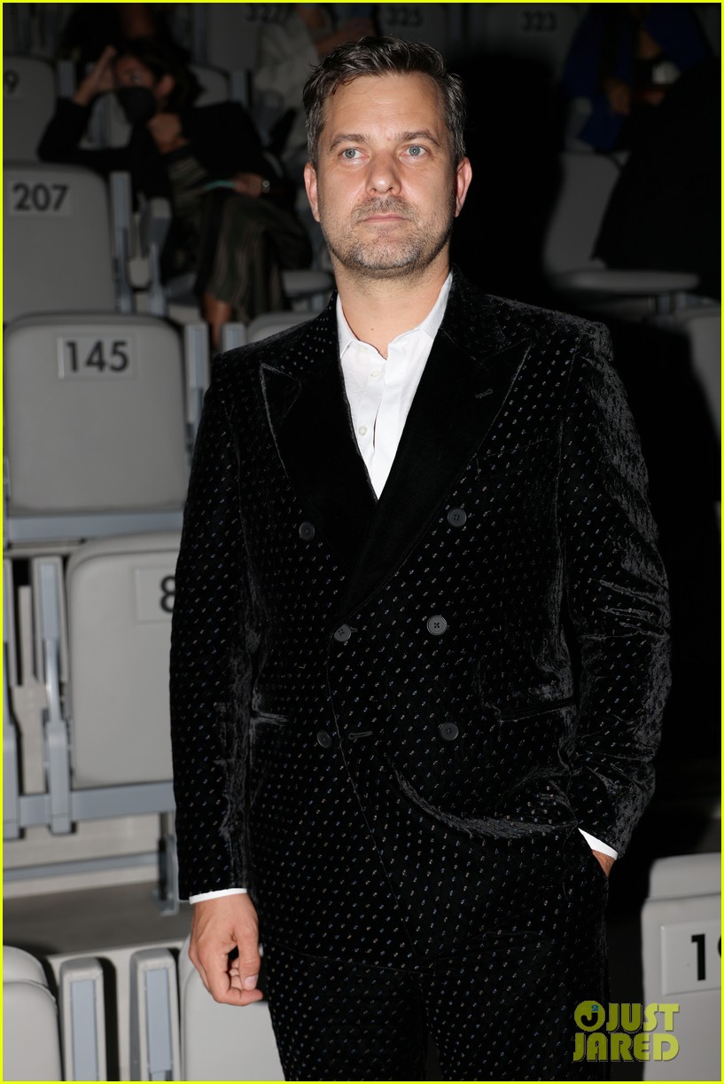 Joshua Jackson & Jodie Turner-Smith Spotted on Date Night in Milan ...