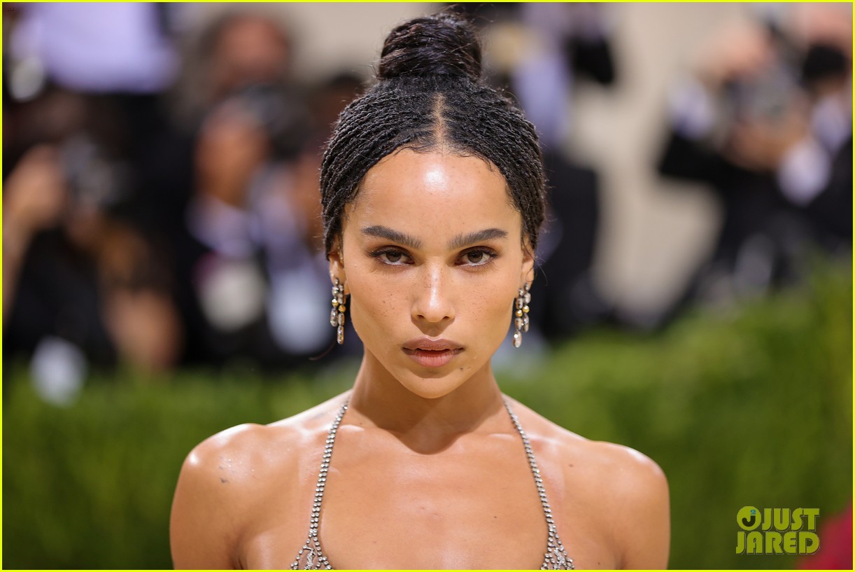 Zoe Kravitz Goes Glam For Met Gala 2021 Photo 4623579 Sheer Zoe