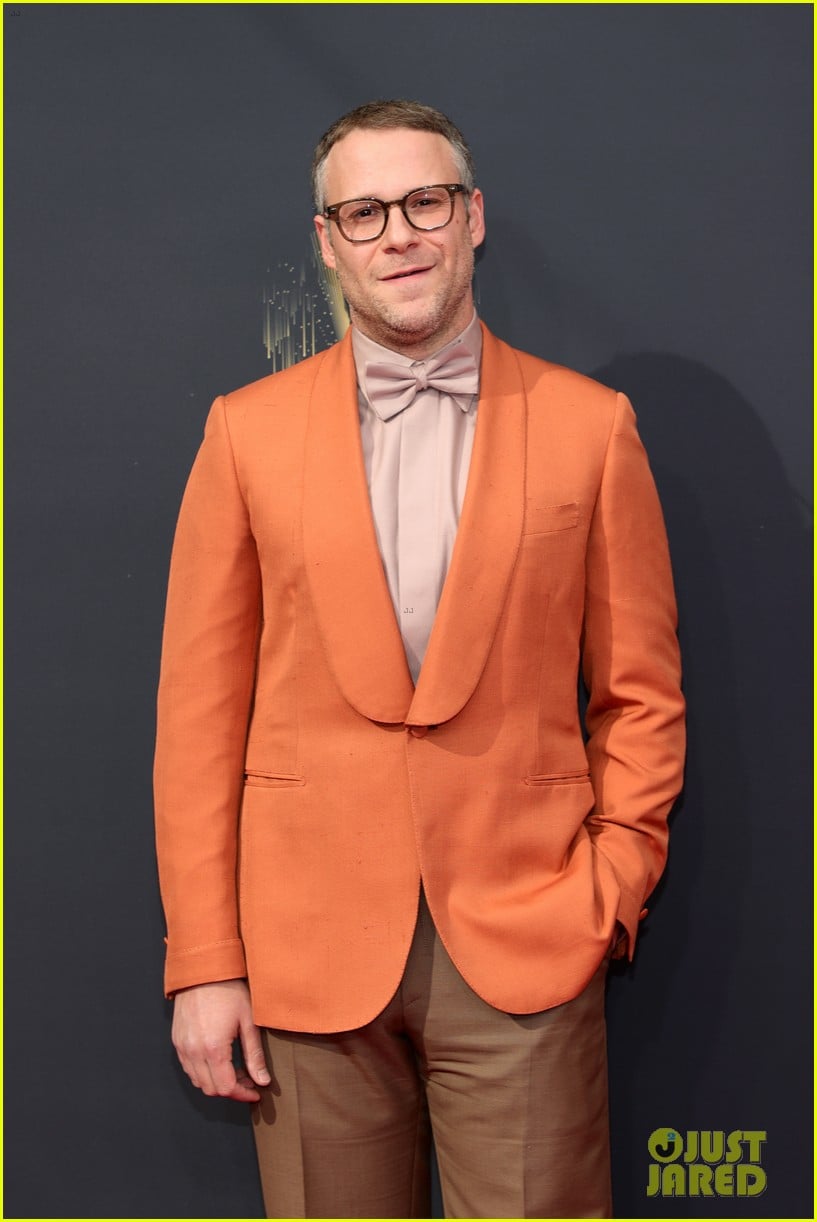 Seth Rogen Suits Up In An Orange Jacket For Emmy Awards 2021: Photo ...