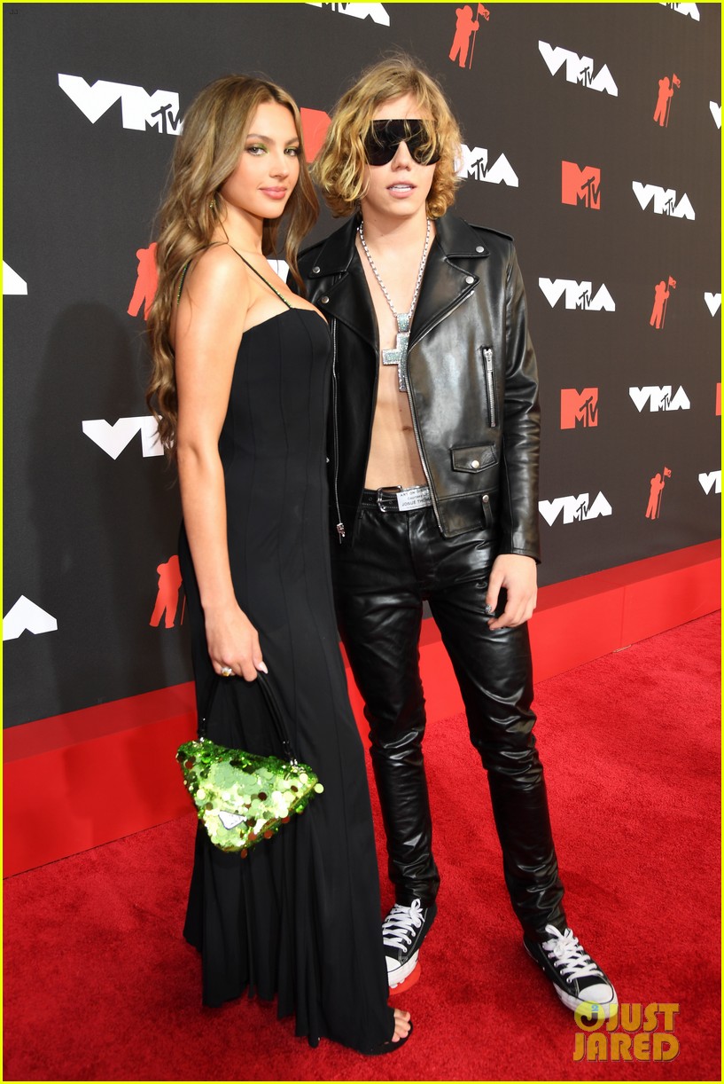 The Kid LAROI Makes His Award Show Debut at the MTV VMAs 2021: Photo ...