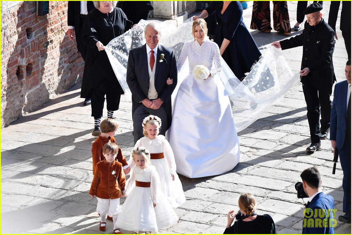Photo: alexandre arnault wedding photos 64 | Photo 4646738 | Just Jared ...
