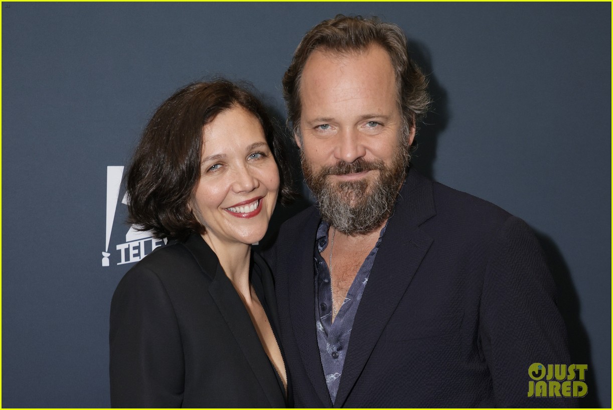 Michael Keaton, Kaitlyn Dever & Rosario Dawson Premiere 'Dopesick' in ...