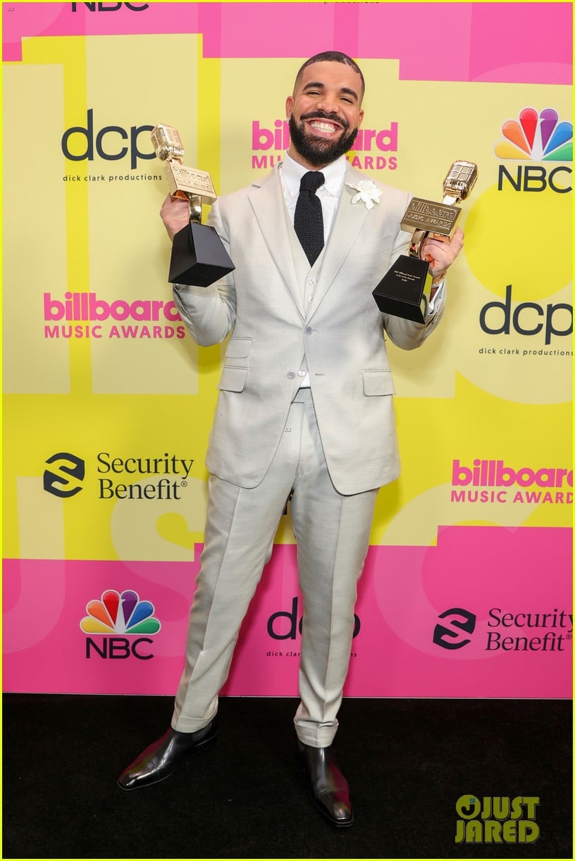 Drake Returns to No. 1 on Billboard 200 With 'Certified Lover Boy ...