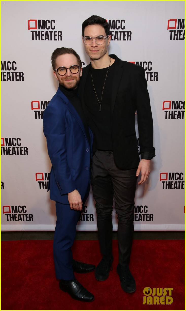 Gossip Girl's Jason Gotay Marries Longtime Love Michael Hartung!: Photo ...