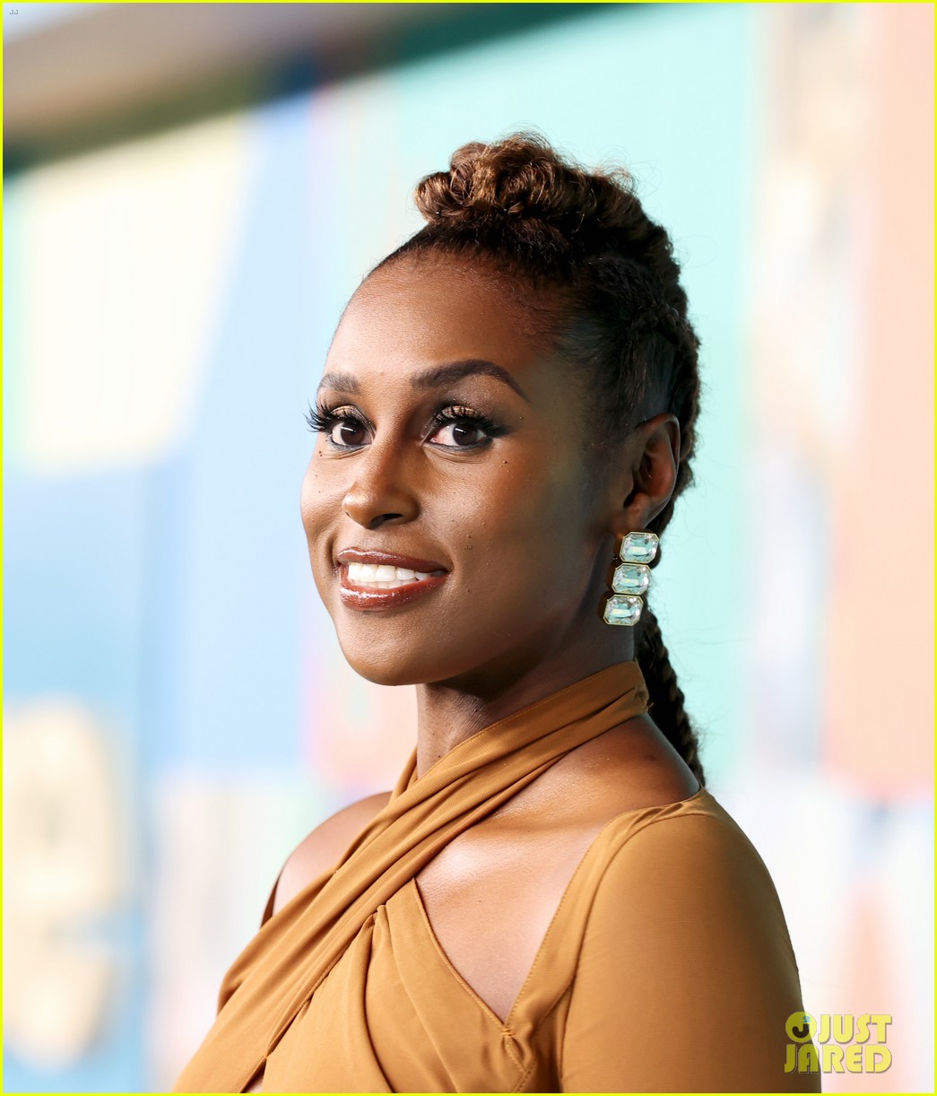 Issa Rae, Yvonne Orji, Jay Ellis & More Step Out for the Premiere of ...