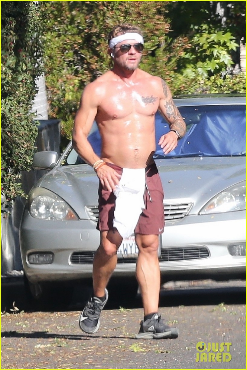 Ryan Phillippe Is Showing Off His Ripped Body at 47 in New Shirtless ...