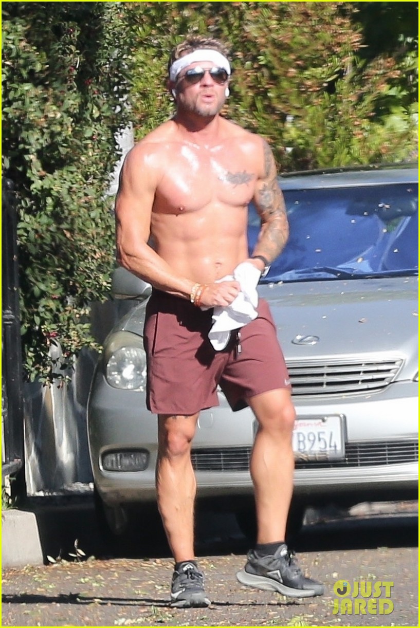 Ryan Phillippe Is Showing Off His Ripped Body at 47 in New Shirtless ...