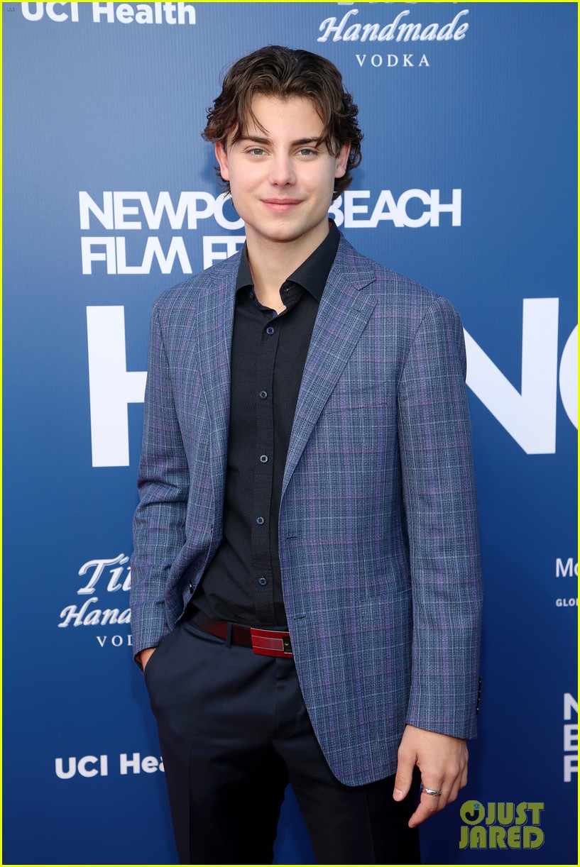 Moses Ingram & Saniyya Sidney Get Honored as 'Actors To Watch' During ...