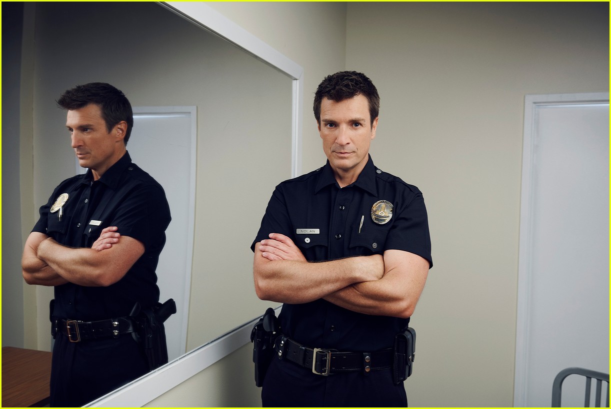 Photo: the rookie new on set gun policy 01 | Photo 4649190 | Just Jared ...