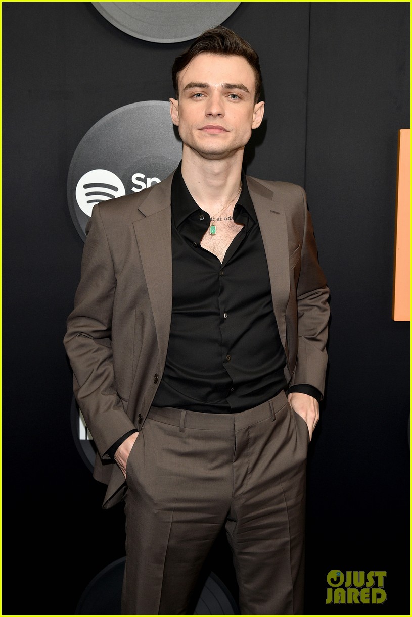 'Gossip Girl' Star Thomas Doherty Joins the Cast of 'The Bride': Photo ...