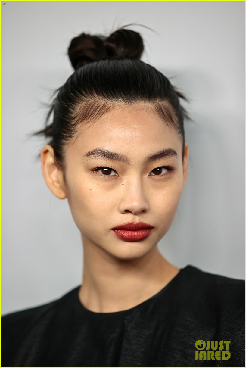 Anya Taylor-Joy Joins 'Squid Game' Star Jung Ho-Yeon For CFDA Fashion ...