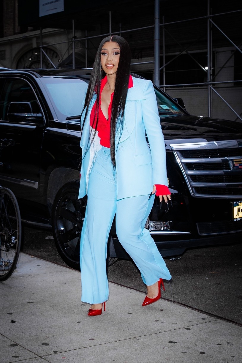 Cardi B Rocks An Ice Blue Suit After AMAs Hosting Announcement: Photo ...