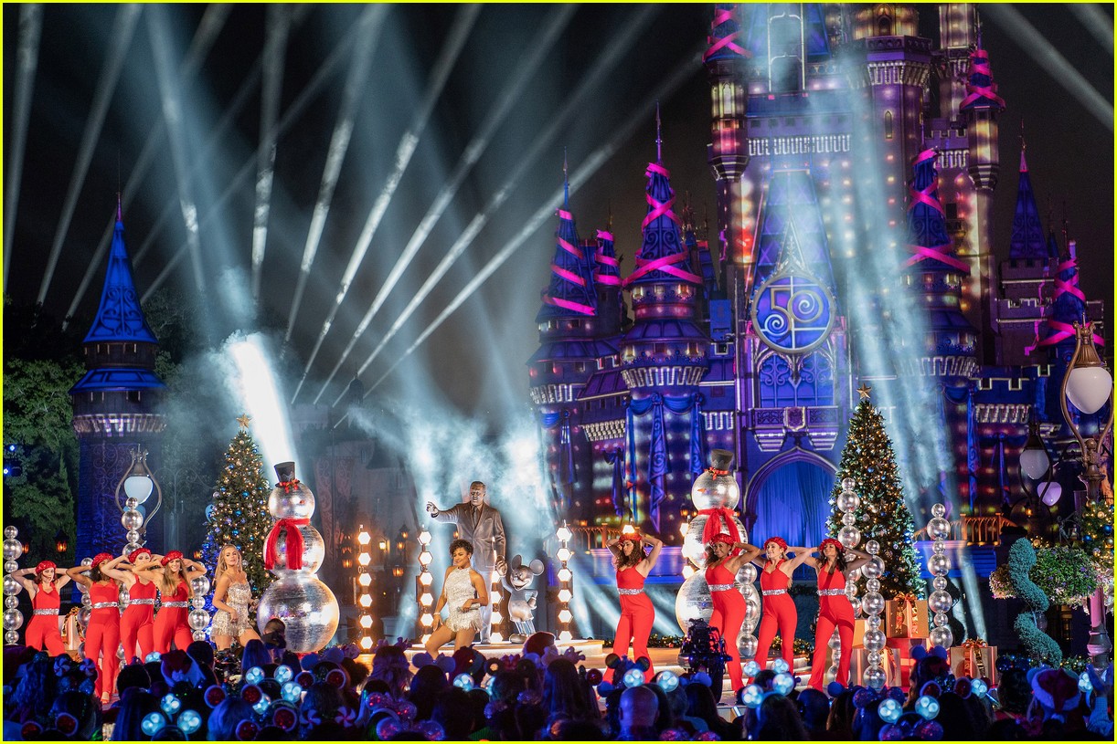 'Disney: Magical Holiday Celebration' - Performers & Song List Revealed ...