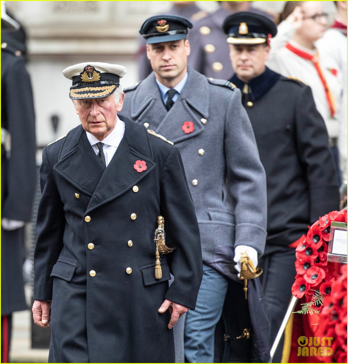 Prince William & Kate Middleton Join Royals for National Service of ...