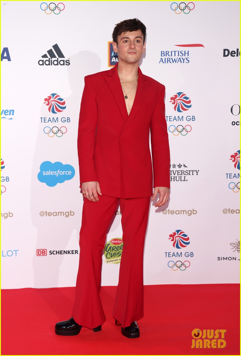 Tom Daley Rocks a Red Suit & Platform Heels for 2021 Team GB Ball ...
