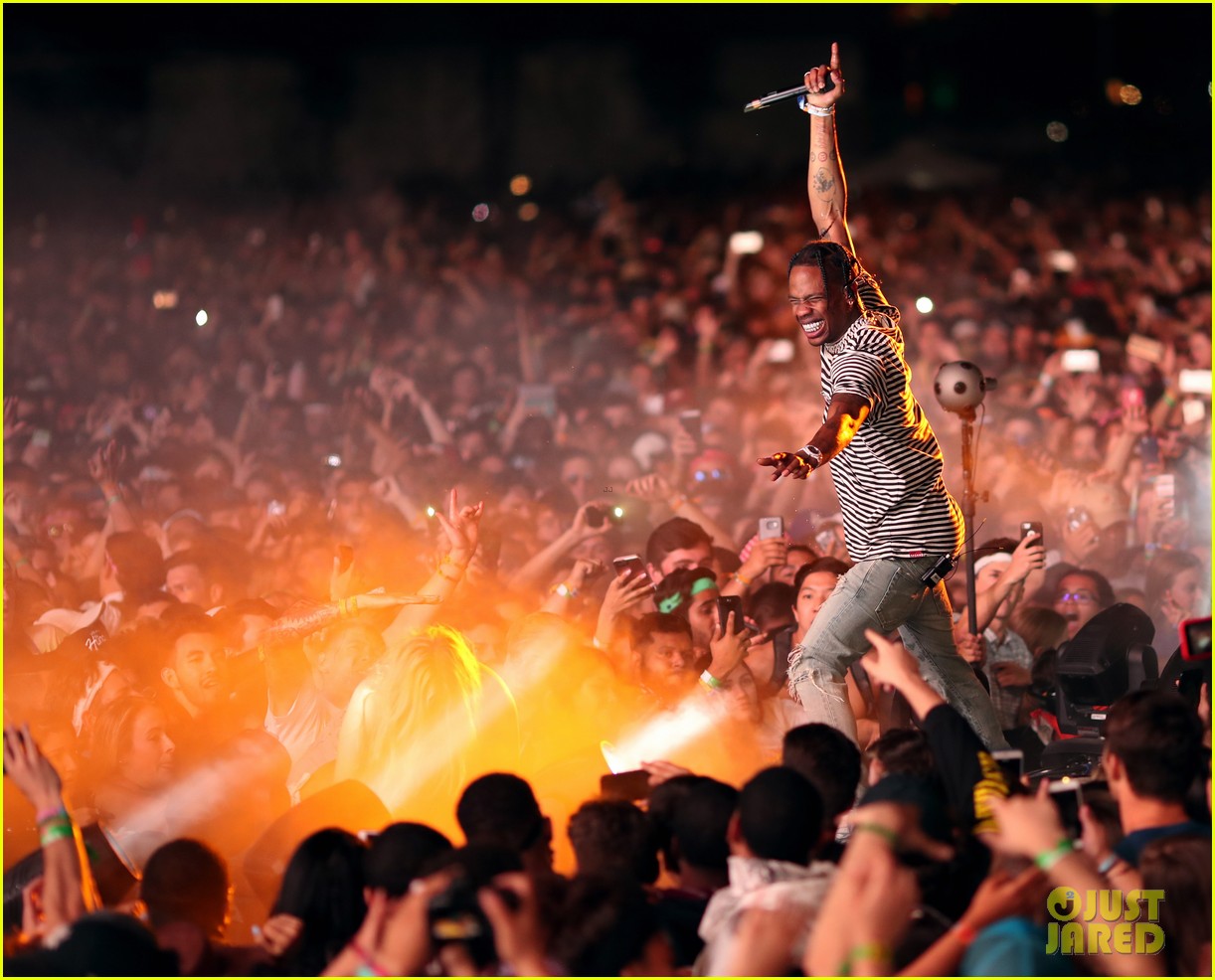 Travis Scott Calls Out Reports Blaming The Rapper For Astroworld ...