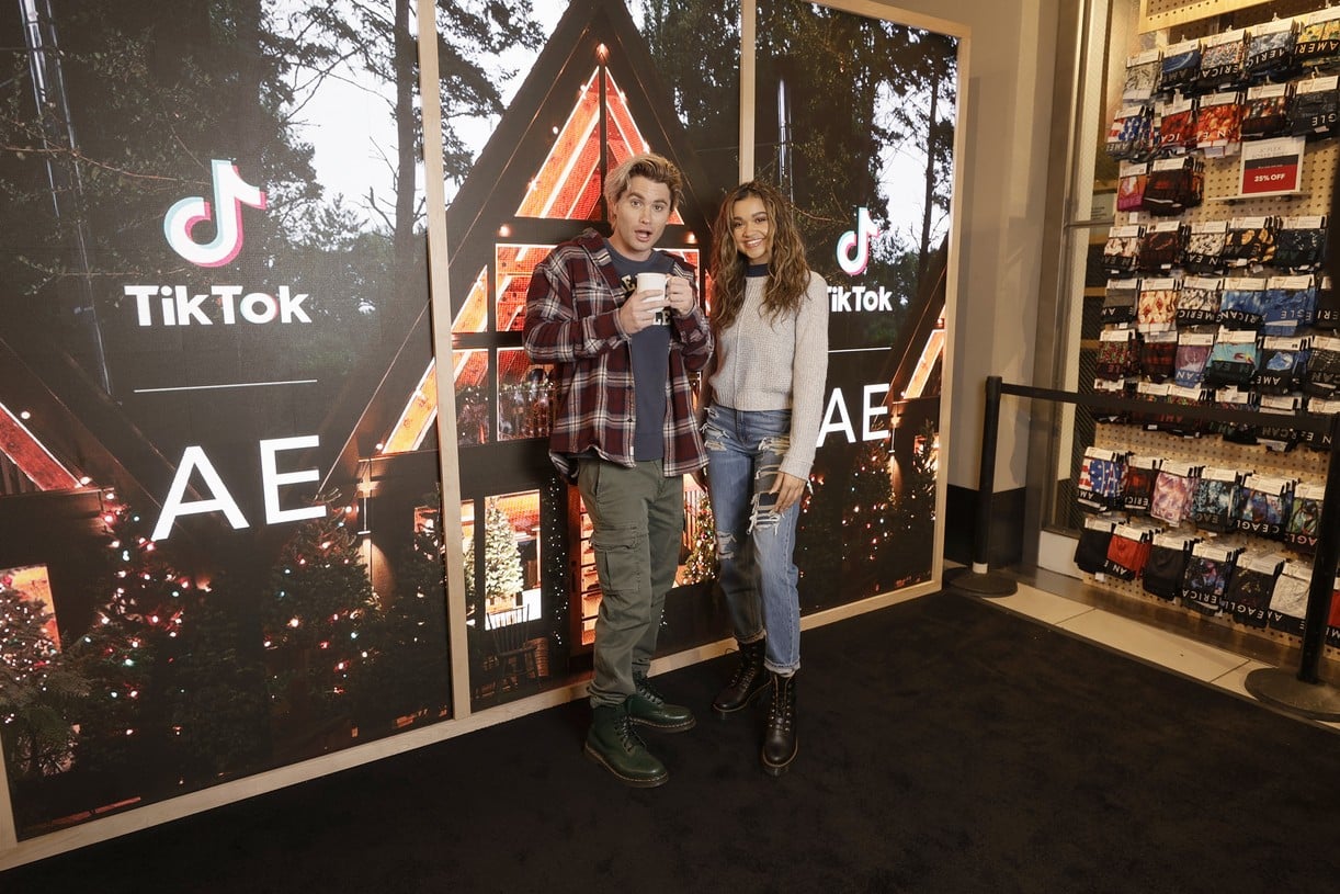 Chase Stokes & Madison Bailey Meet Up With Addison Rae for American ...