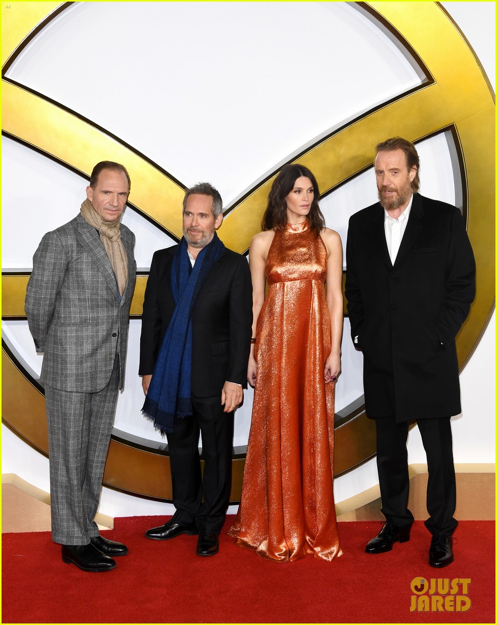 Gemma Arterton Shines Next To Ralph Fiennes at 'The King's Man ...