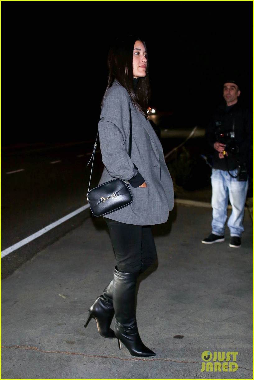 Laura Harrier, Aaron Taylor-Johnson, & More Stars Kick Off the Holiday ...