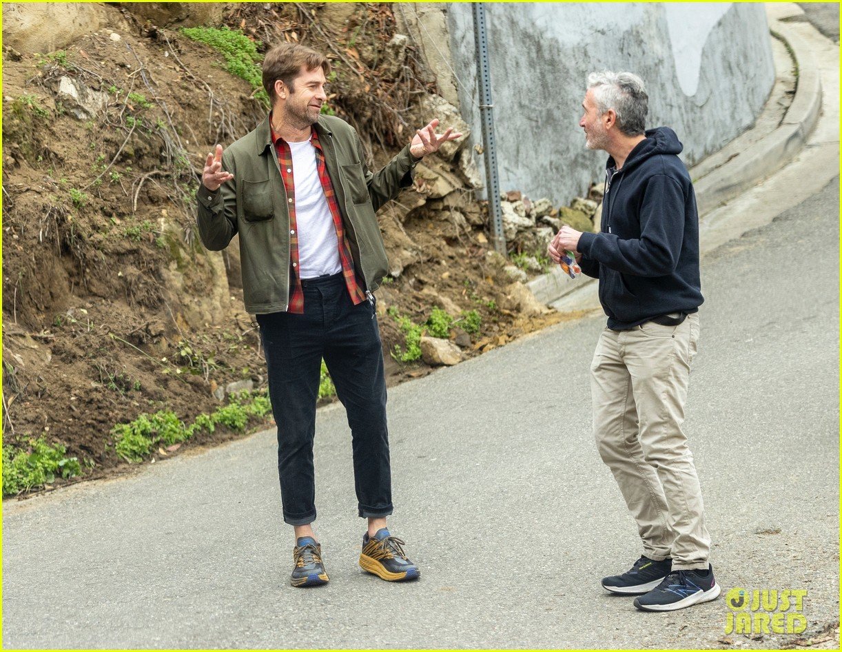 Scott Speedman Enjoys Rare Day Out After Welcoming Baby Girl: Photo ...