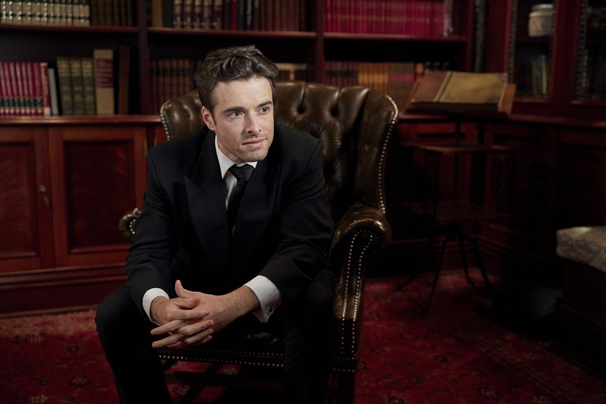 Who Stars in Hallmark's Butlers In Love? Meet The Cast!: Photo 4696690 ...