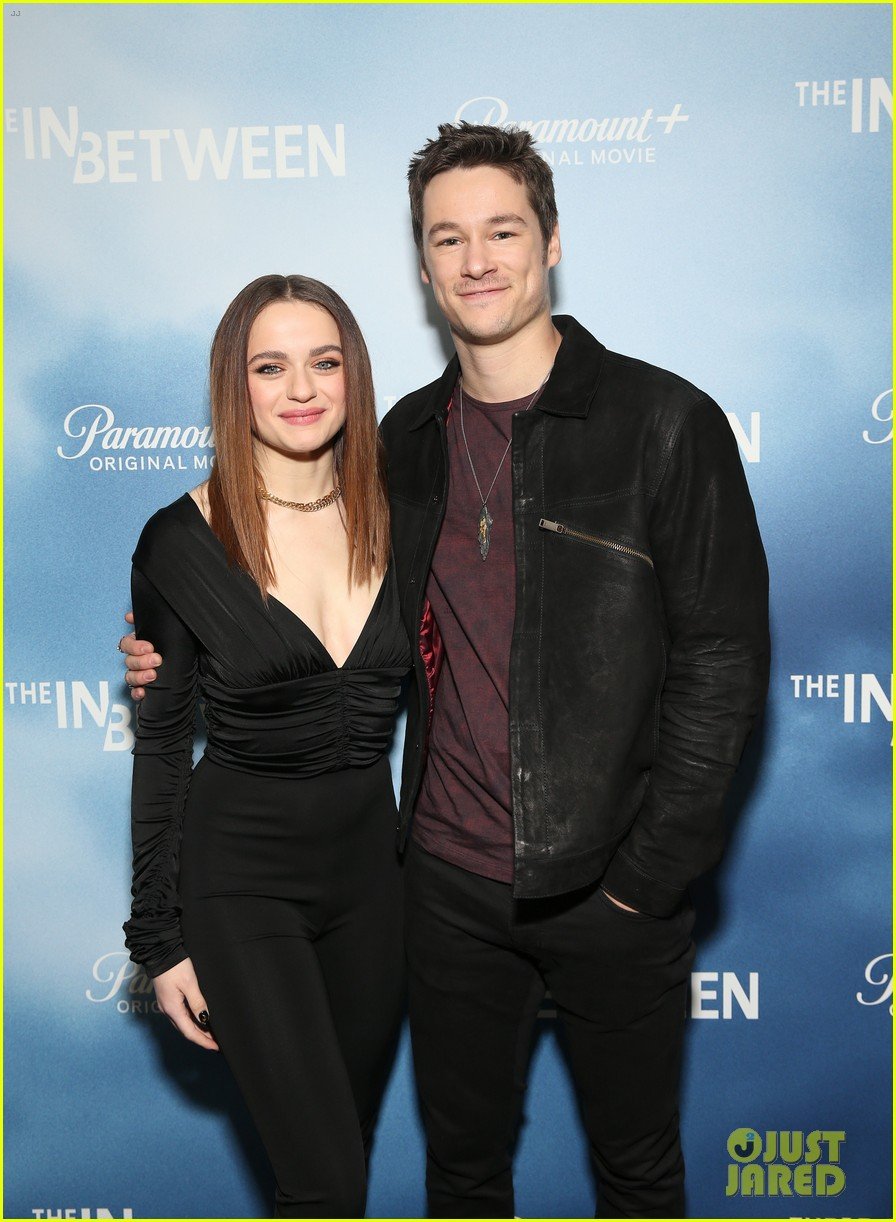 Joey King Reunites with Kyle Allen for 'The In Between' Press Day in L ...
