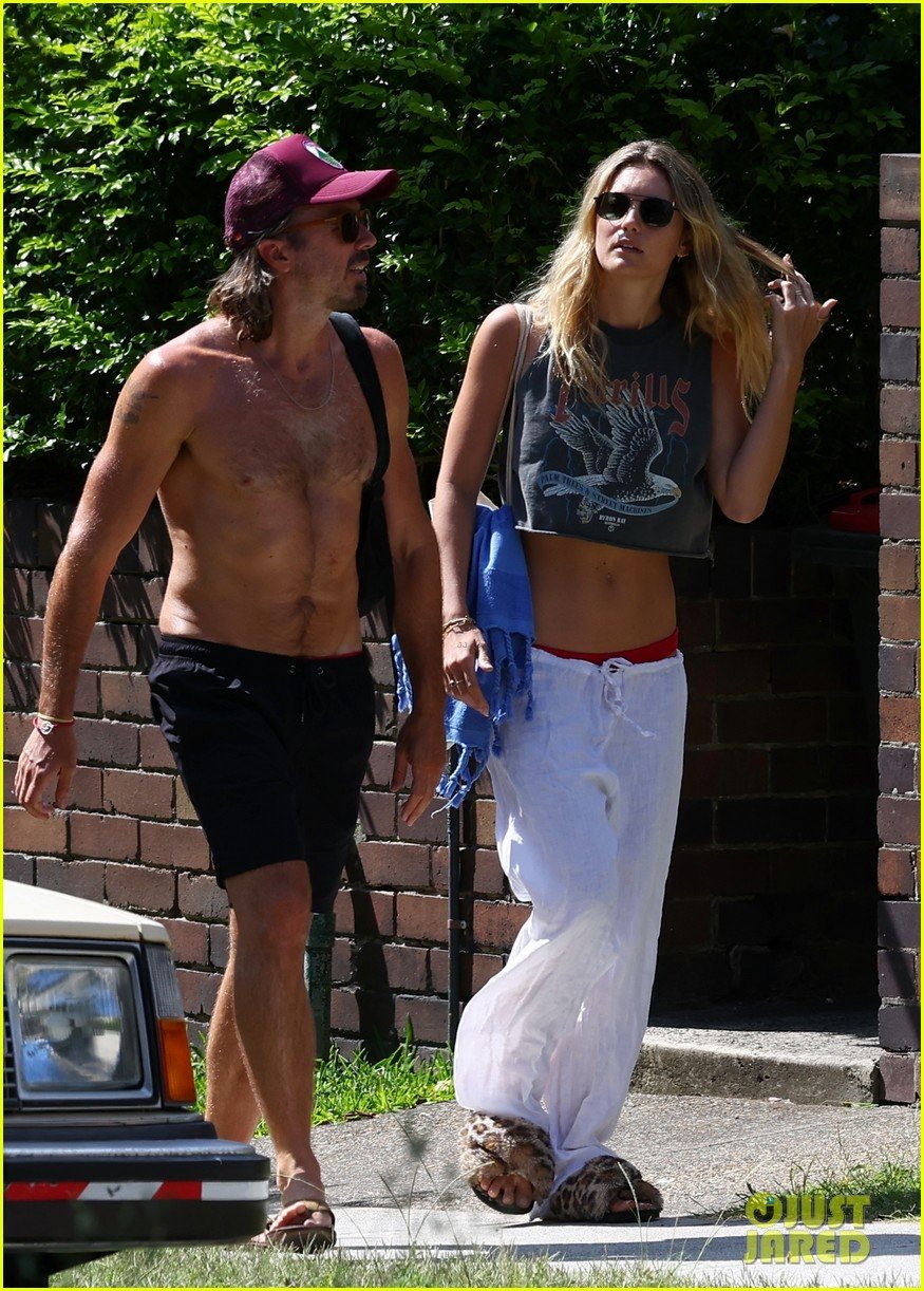 Sean Penn's Ex Leila George Enjoys a Beach Day in Australia with Actor ...