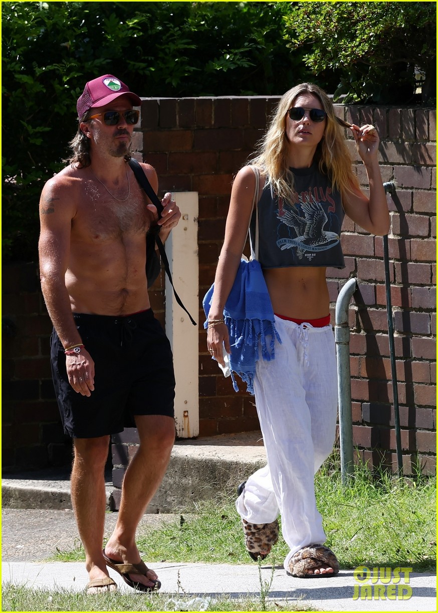 Sean Penn's Ex Leila George Enjoys a Beach Day in Australia with Actor ...