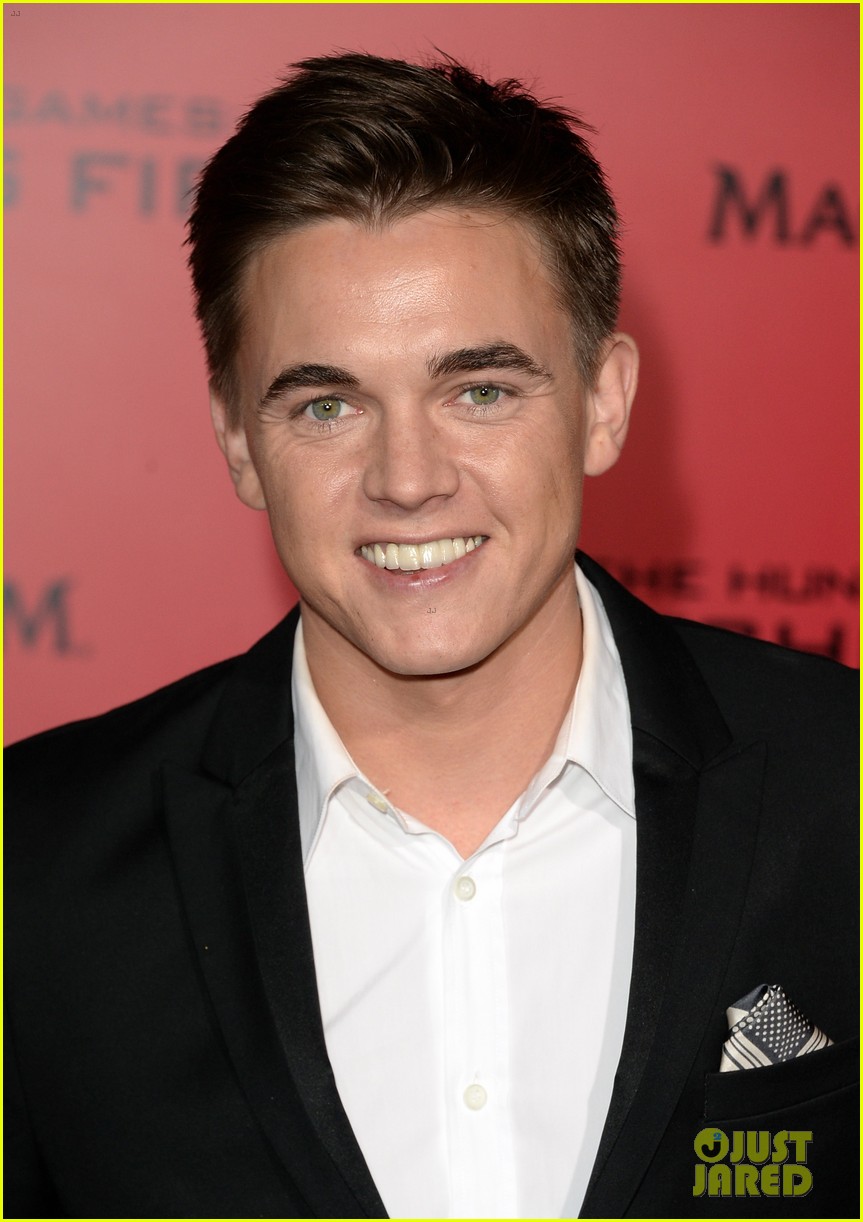 Jesse McCartney Reacts to Being Named Third Best Male Singer of All ...