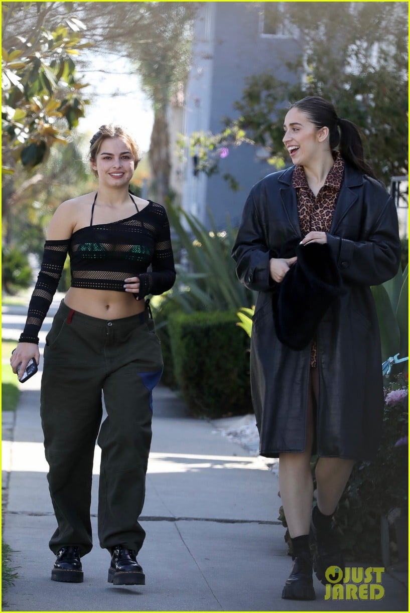 Addison Rae & Boyfriend Omer Fedi Share Some Sweet PDA While Out in L.A ...