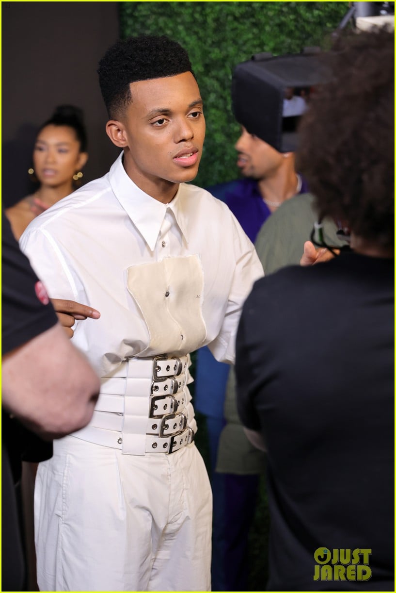 Jabari Banks & 'Bel-Air' Cast Step Out for L.A. Premiere! (Photos ...