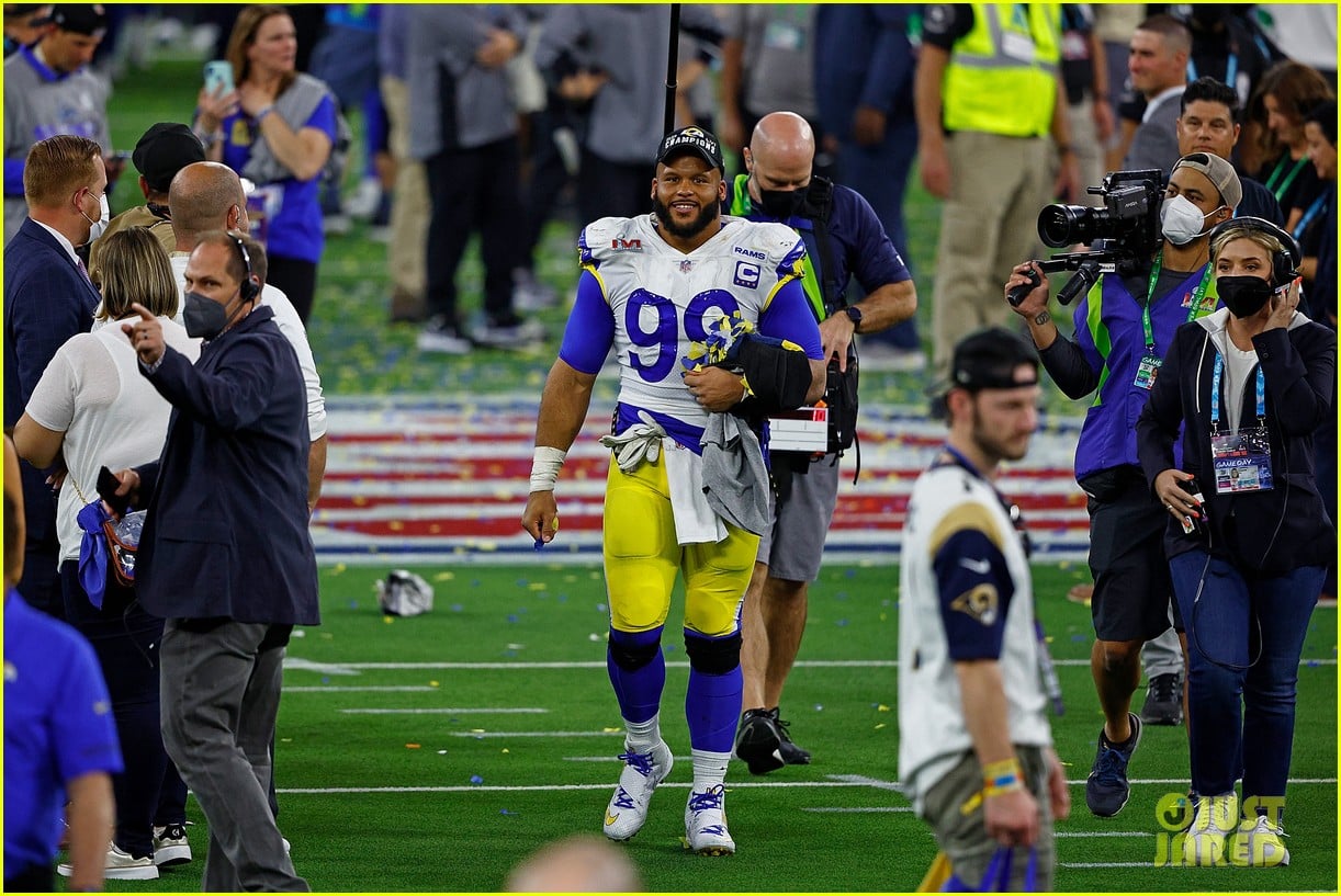 Photo: aaron donald wife erica three kids super bowl 17 | Photo 4705244 ...