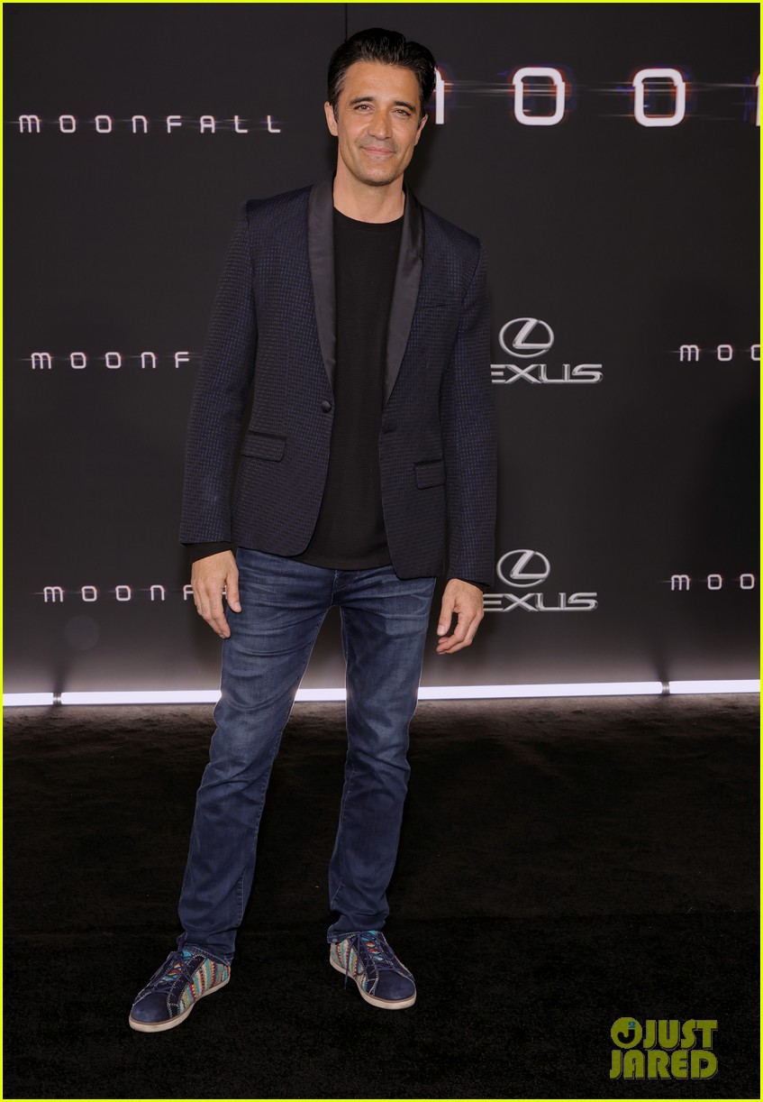 Heidi Klum, Kelly Rowland, & More Glam Up for 'Moonfall' L.A. Premiere ...